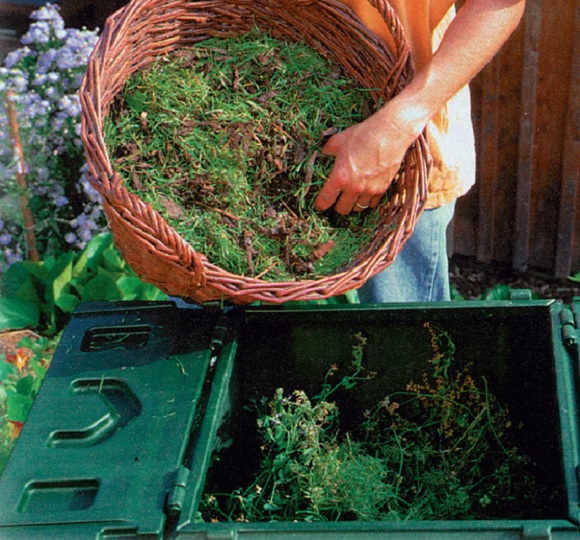 creare compost in giardino3 - Promogiardinaggio